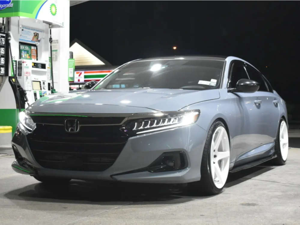 2021 Honda Accord with 20x10 20 Niche Le Mans Monotec and 255/35R20 ...