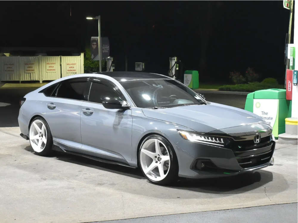 2021 Honda Accord with 20x10 20 Niche Le Mans Monotec and 255/35R20 ...