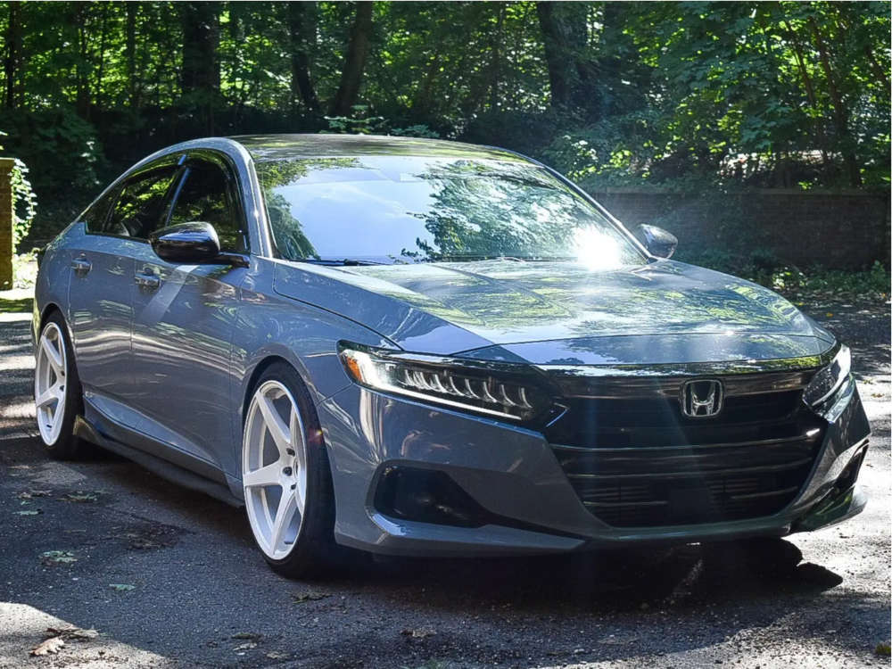 2021 Honda Accord with 20x10 20 Niche Le Mans Monotec and 255/35R20 ...