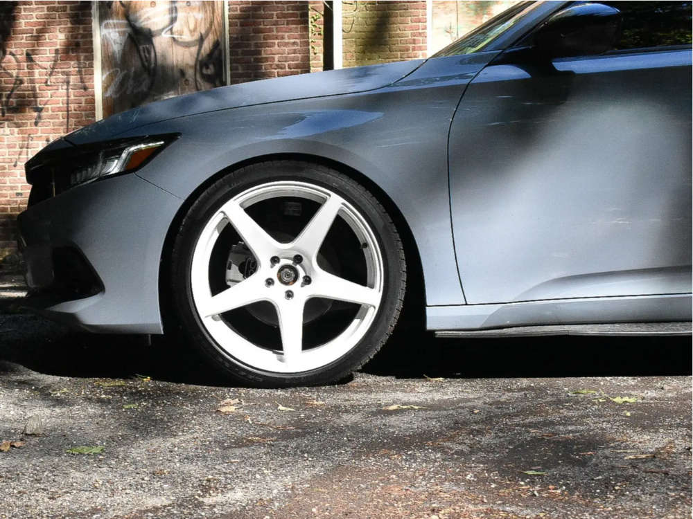 2021 Honda Accord with 20x10 20 Niche Le Mans Monotec and 255/35R20 ...