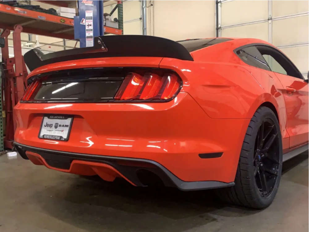 2015 Ford Mustang with 20x9 32 Mach ME4 and 245/35R20 Nitto Nt555 G2 ...