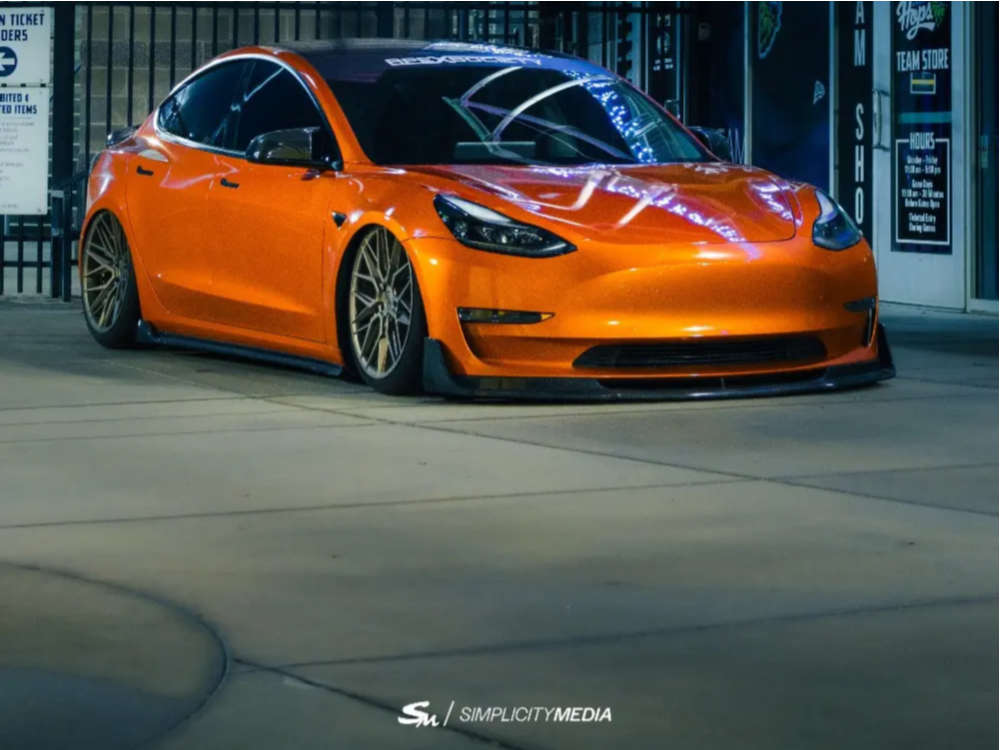 2021 Tesla 3 with 20x9 35 Niche Gamma and 235/35R20 Toyo Tires Proxes ...
