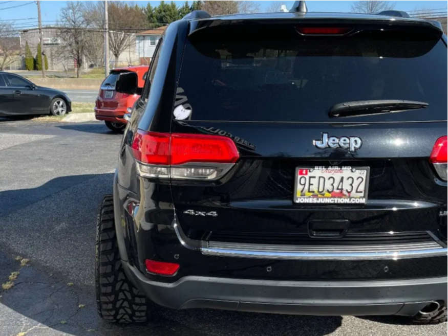 2017 Jeep Grand Cherokee with 20x12 -44 Hardrock Crusher and 285/50R20 ...