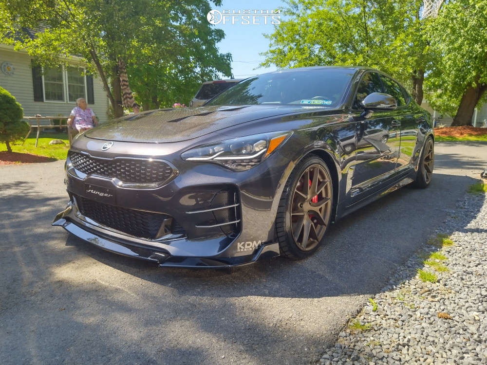 2019 Kia Stinger with 19x8.5 35 Aodhan Aff7 and 235/35R19 Ohtsu Fp8000 ...