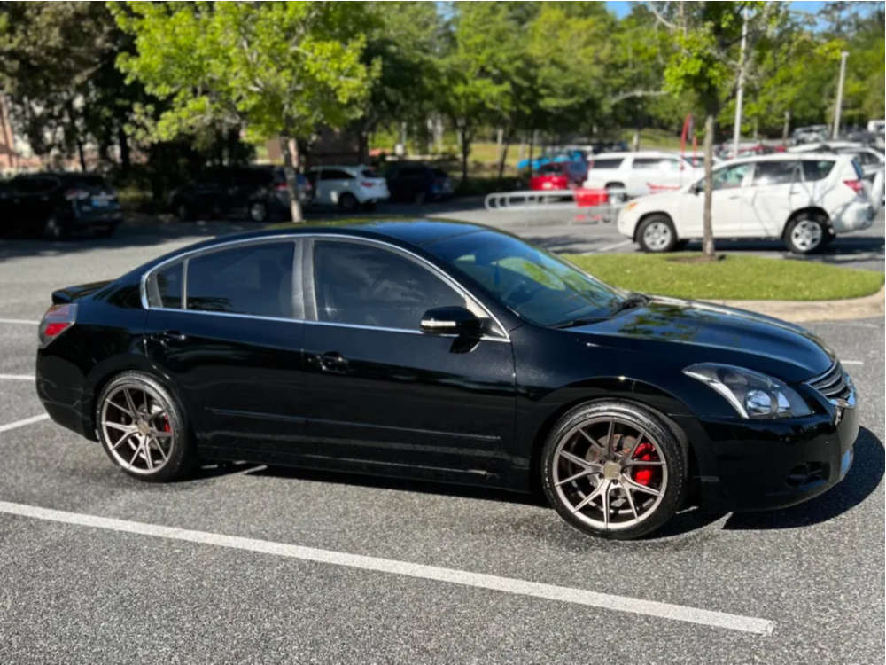 2011 Nissan Altima with 19x9.5 20 Verde V99 and 245/40R19 Goodyear ...