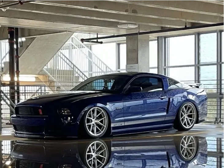 2014 Ford Mustang with 19x9.5 35 Aodhan Aff7 and 255/35R19 Hankook ...