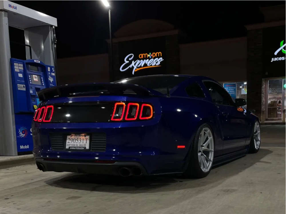 2014 Ford Mustang with 19x9.5 35 Aodhan Aff7 and 255/35R19 Hankook ...