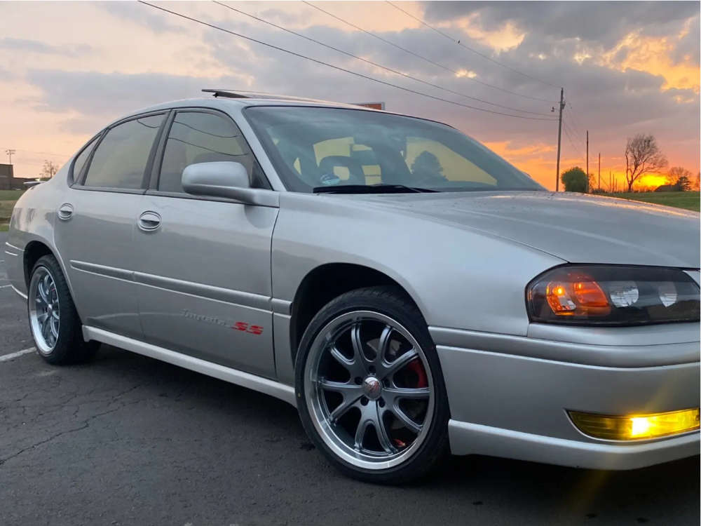 2005 Chevrolet Impala with 18x8.5 32 Vision Torque and 225/40R18 ...