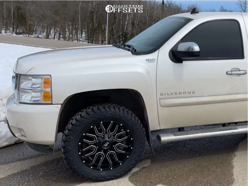 2011 Chevrolet Silverado 1500 with 20x10 -19 Hardrock Commander and 33/ ...