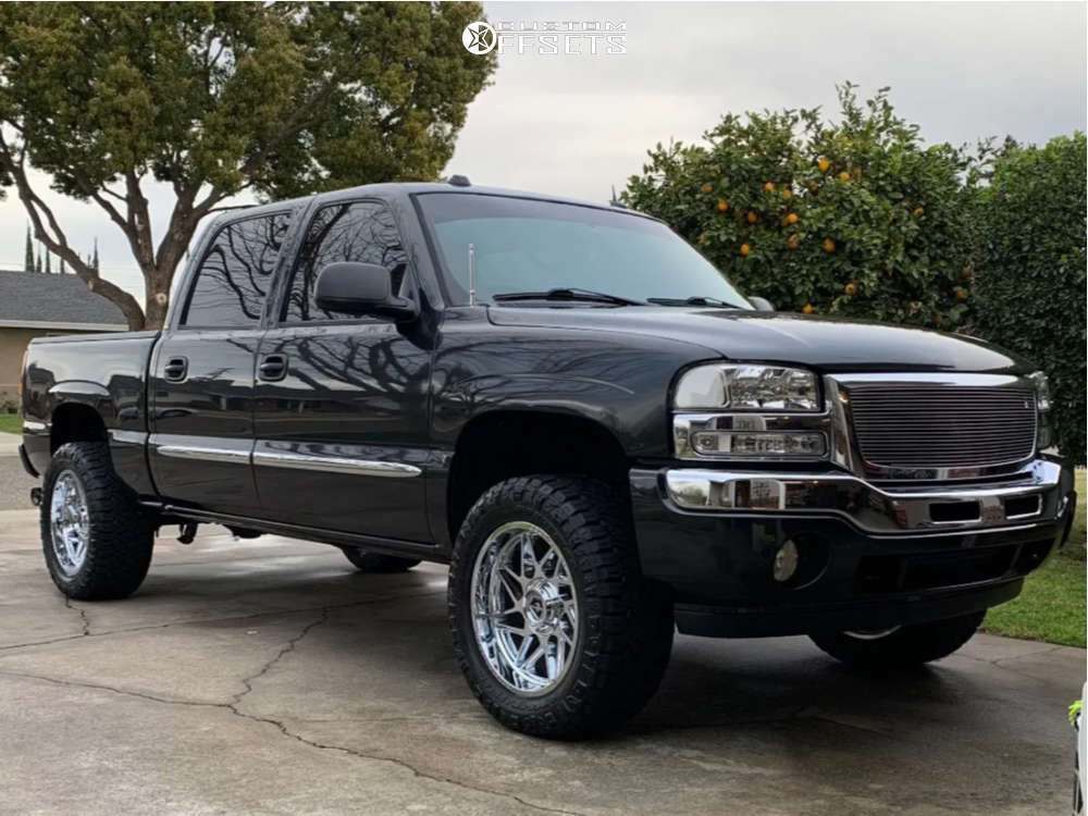 2005 GMC Sierra 1500 with 20x10 -19 Gear Off-Road Ratio and 33/12.5R20 ...