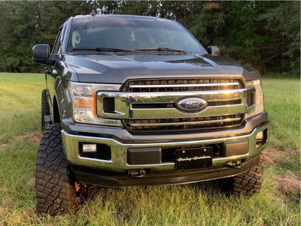 2020 Ford F-150 with 20x10 -18 Fuel Siege and 37/12.5R20 BFGoodrich Mud ...