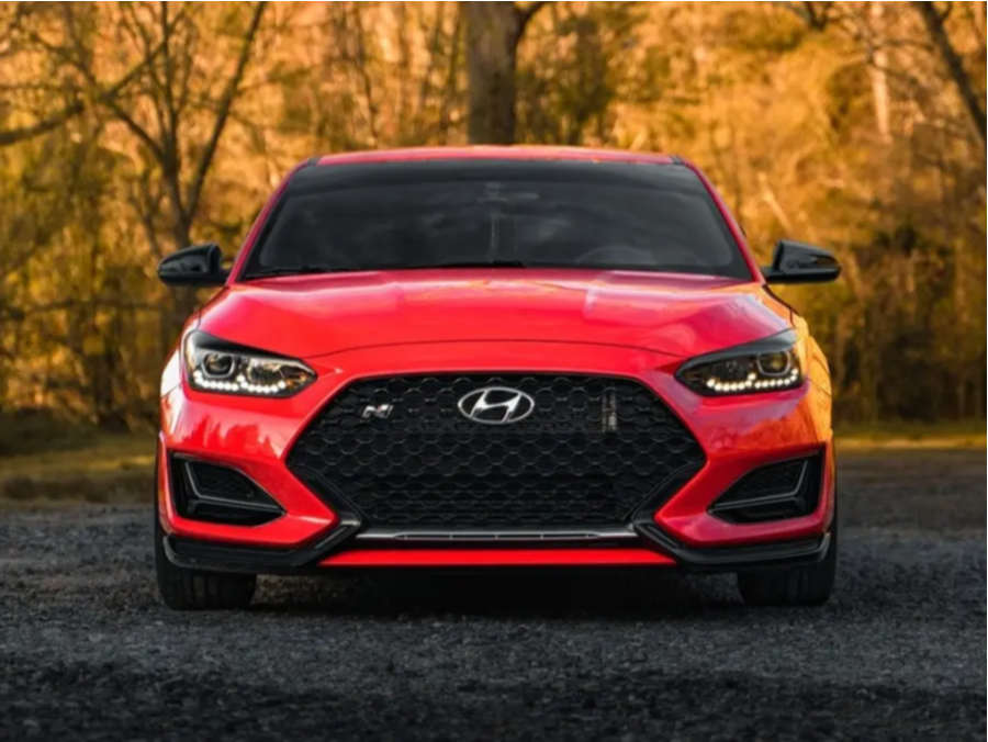 2020 Hyundai Veloster N with 18x8.5 45 Rotiform Rse and 225/45R18 ...