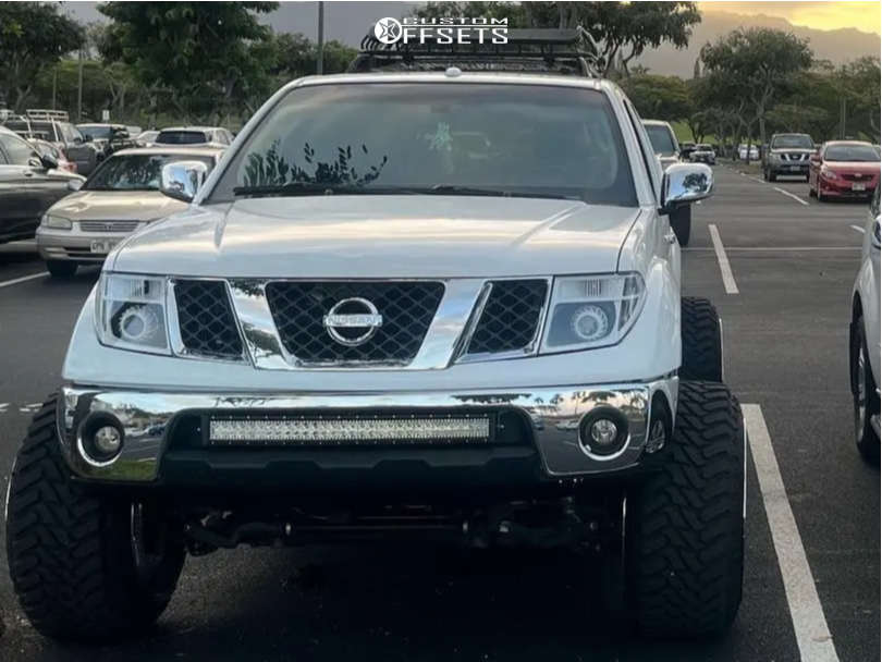 2007 Nissan Pathfinder with 22x14 -76 Scorpion Sc29 and 33/12.5R22 ...