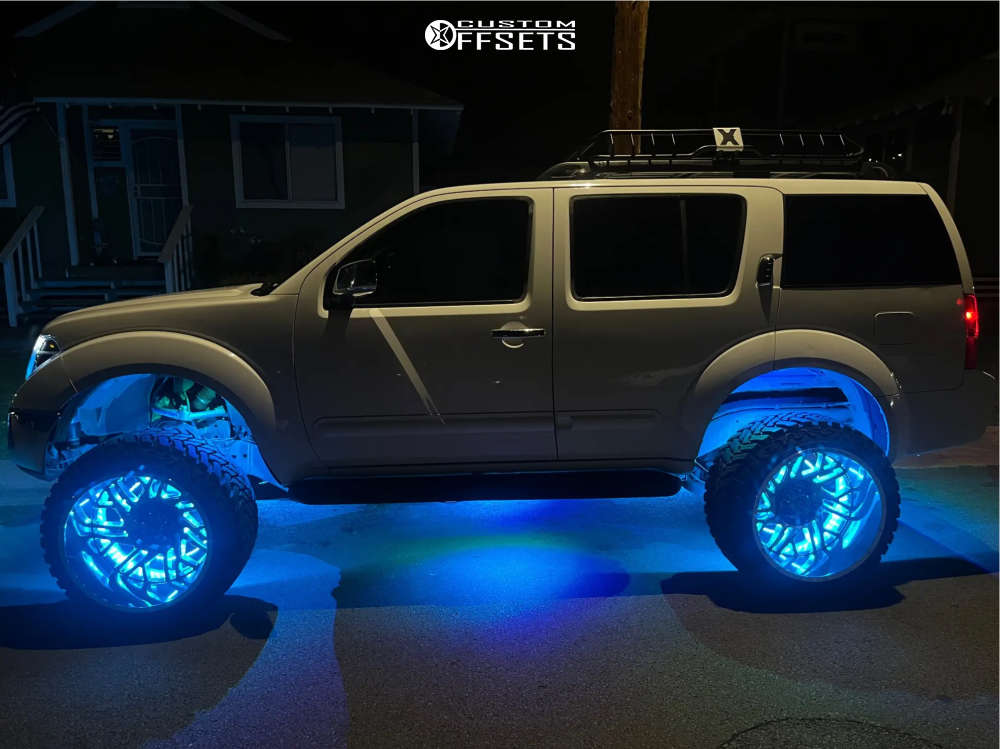 2007 Nissan Pathfinder with 22x14 -76 Scorpion Sc29 and 33/12.5R22 ...