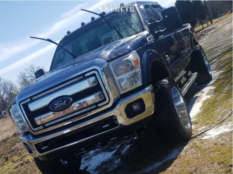 2012 Ford F-250 Super Duty with 22x12 -43 Fuel Triton D609 and 35/12 ...