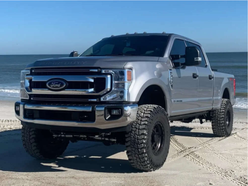 2020 Ford F-250 Super Duty with 17x9 -12 KMC Km544 and 37/12.5R17 ...