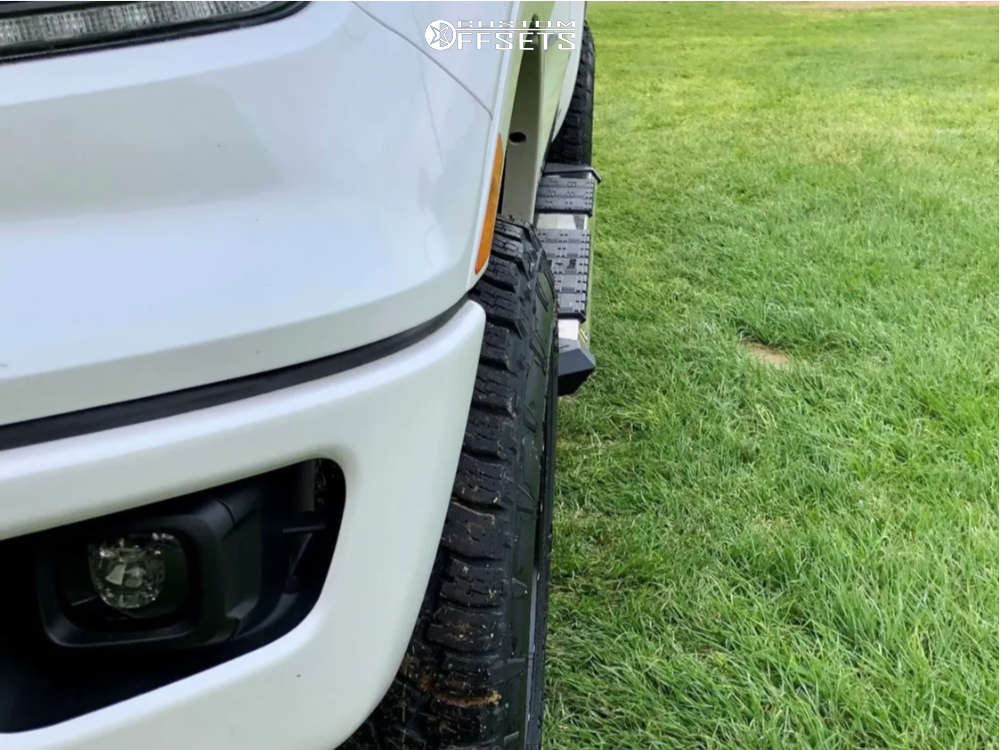 2019 Ford Ranger with 18x9 20 Fuel Maverick D537 and 265/65R18 Nitto ...