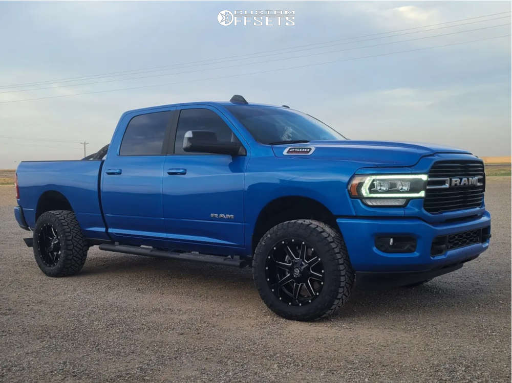 2020 Ram 2500 with 20x10 -18 Fuel Maverick D610 and 305/55R20 Nitto ...