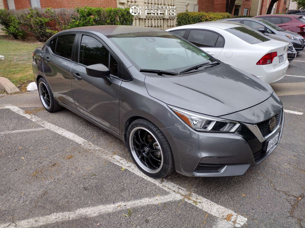 Nissan Versa Note Black Rims
