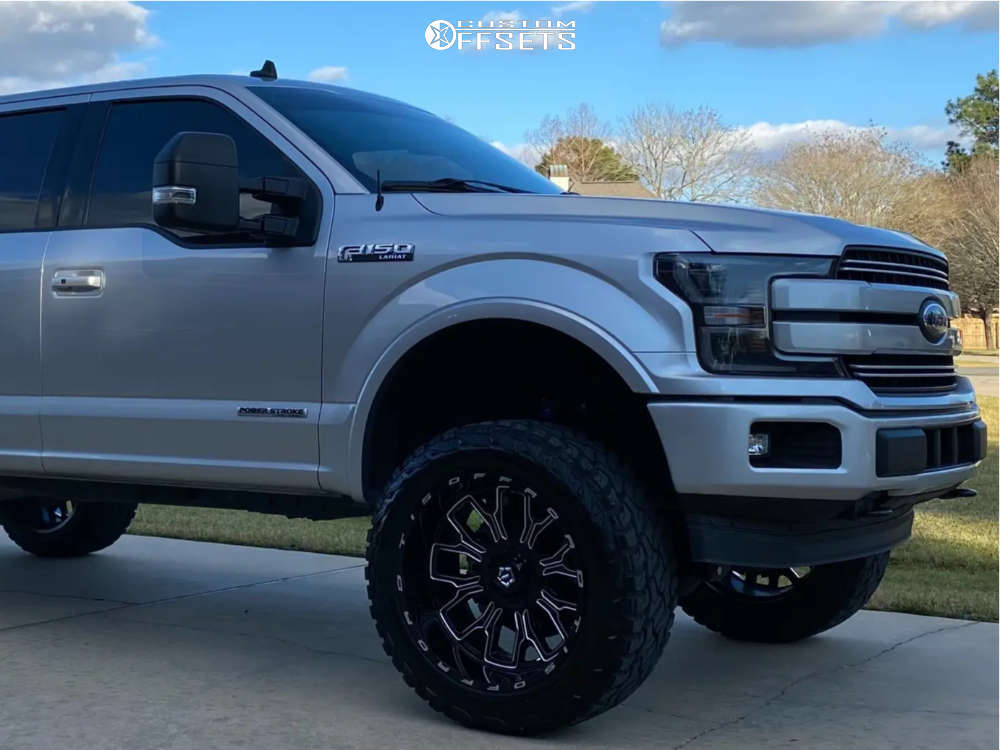 2019 Ford F-150 with 22x12 -44 TIS 560BM and 35/12.5R22 Predator New ...