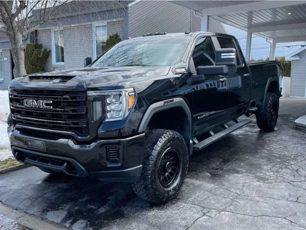 2021 GMC Sierra 2500 HD with 17x8.5 0 KMC Km542 and 35/12.5R17 ...