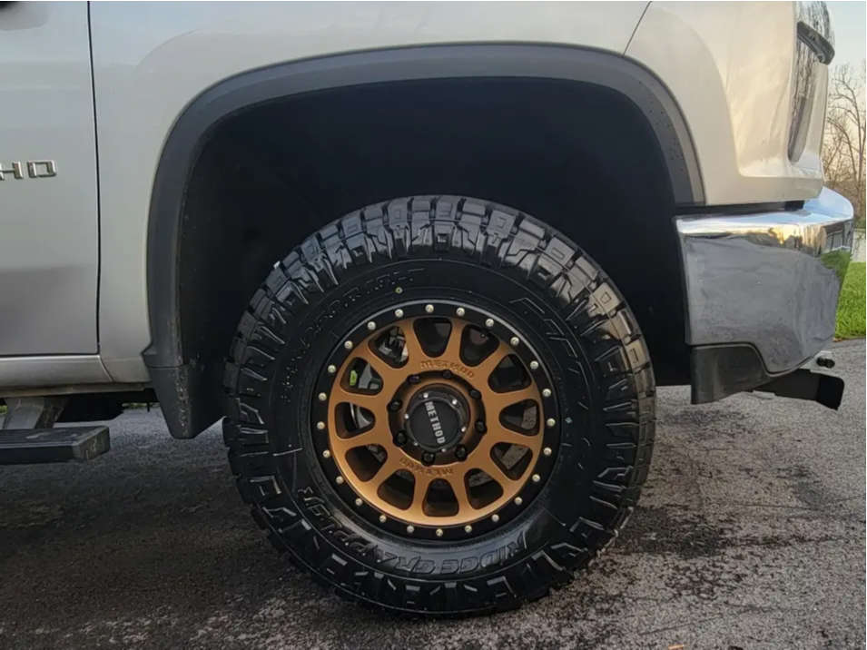 2022 Chevrolet Silverado 3500 HD with 18x9 18 Method Mr305 and 35/12.5R18 Nitto Ridge Grappler ...