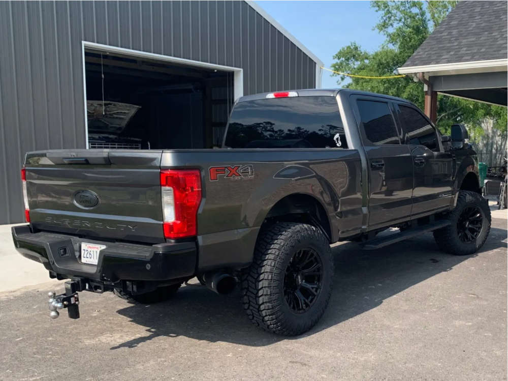 2017 Ford F-250 Super Duty with 20x10 -25 Ultra Scorpion and 37/13.5R20 Radar Renegade RT and ...