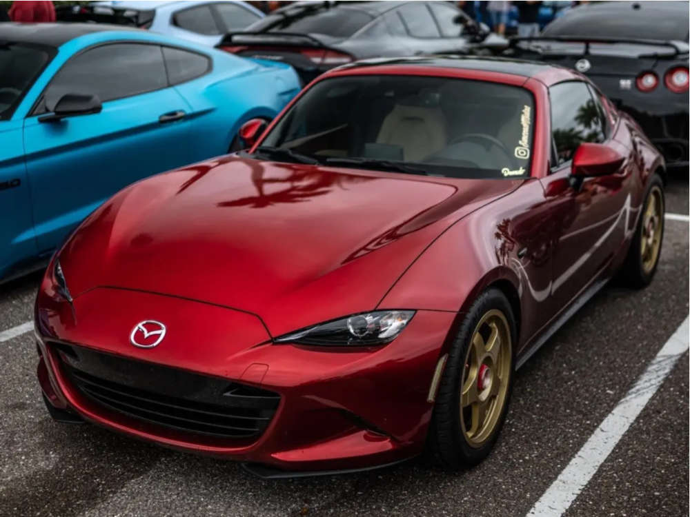 2020 Mazda MX-5 Miata with 17x7.5 43 Fifteen52 Chicane and 225/50R17 ...