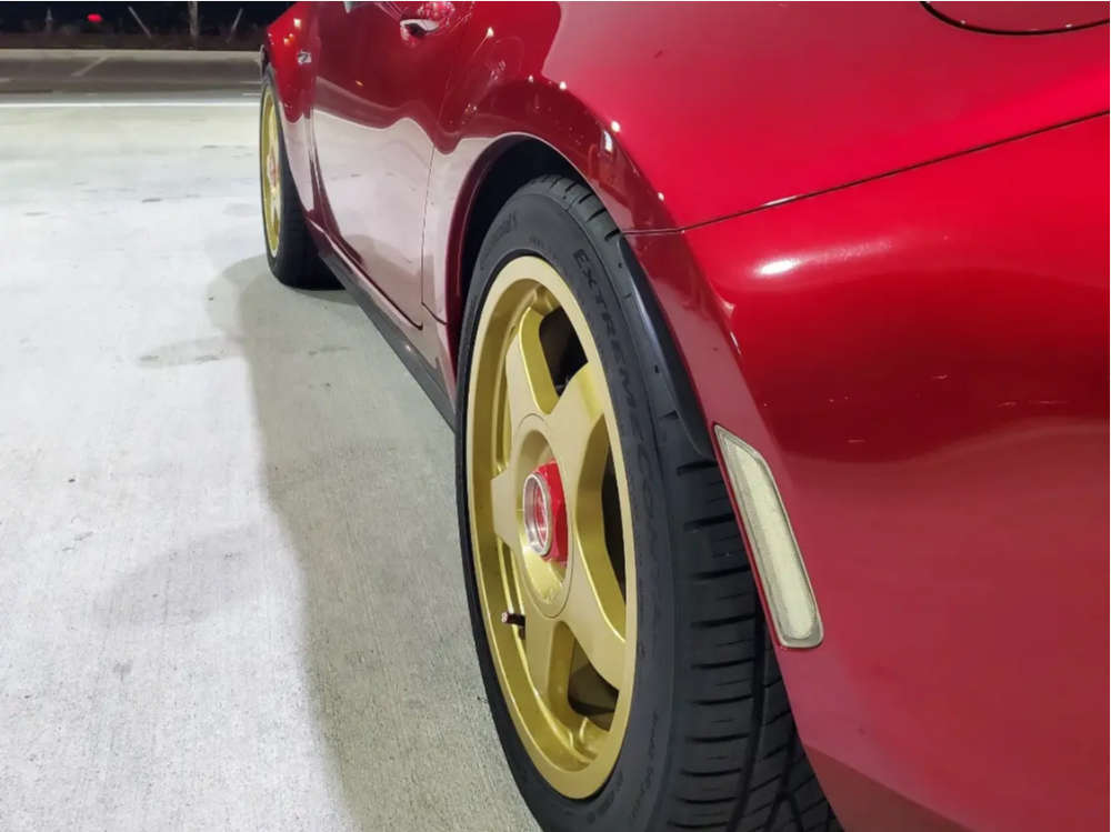 2020 Mazda MX-5 Miata with 17x7.5 43 Fifteen52 Chicane and 225/50R17 ...