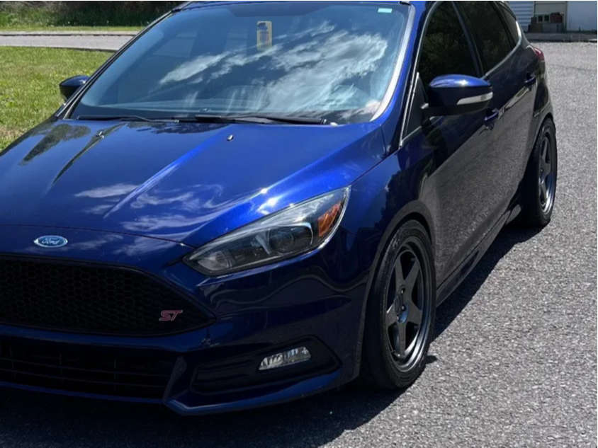 2016 Ford Focus with 18x8.5 35 Kansei Knp and 265/35R18 Achilles Atr ...