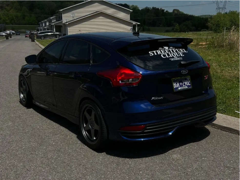 2016 Ford Focus with 18x8.5 35 Kansei Knp and 265/35R18 Achilles Atr ...