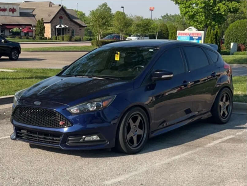 2016 Ford Focus with 18x8.5 35 Kansei Knp and 265/35R18 Achilles Atr ...