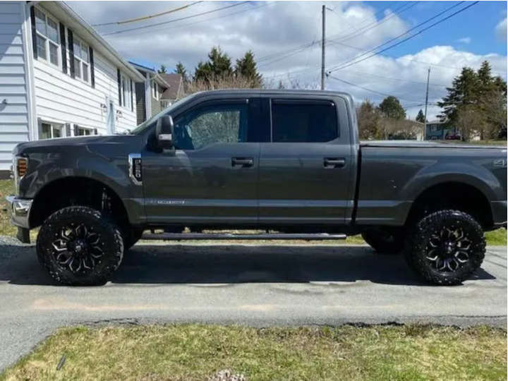 2018 Ford F-250 Super Duty with 20x9 1 Fuel Assault D546 and 35/12.5R20 ...