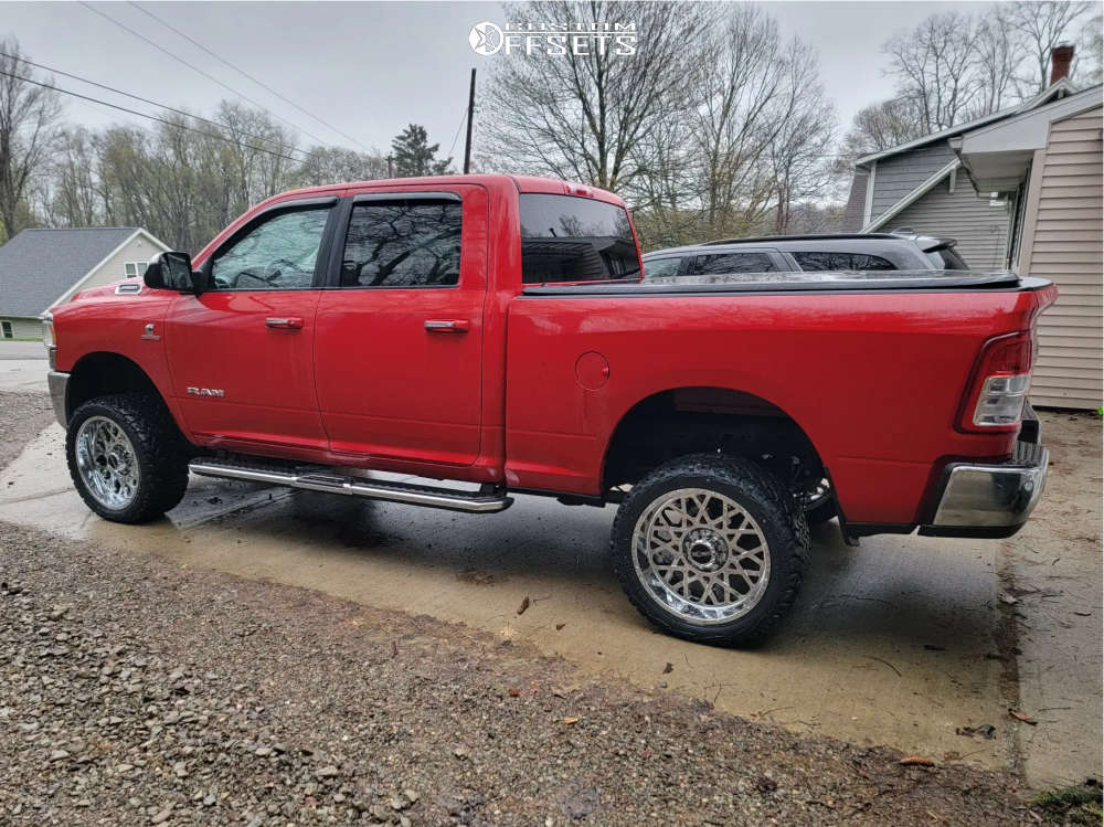 2019 Ram 2500 with 22x10 -19 Vision Rocker and 33/12.5R22 Venom Power ...