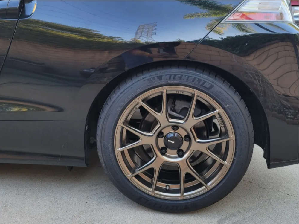 2016 Honda CR-Z with 17x8 40 Konig Ampliform and 225/45R17 Michelin ...