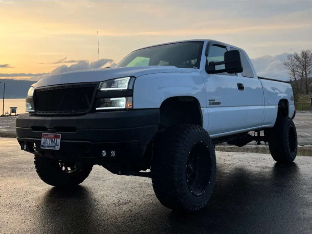 2007 Chevrolet Silverado 2500 HD Classic with 20x12 -51 Vision Rocker ...