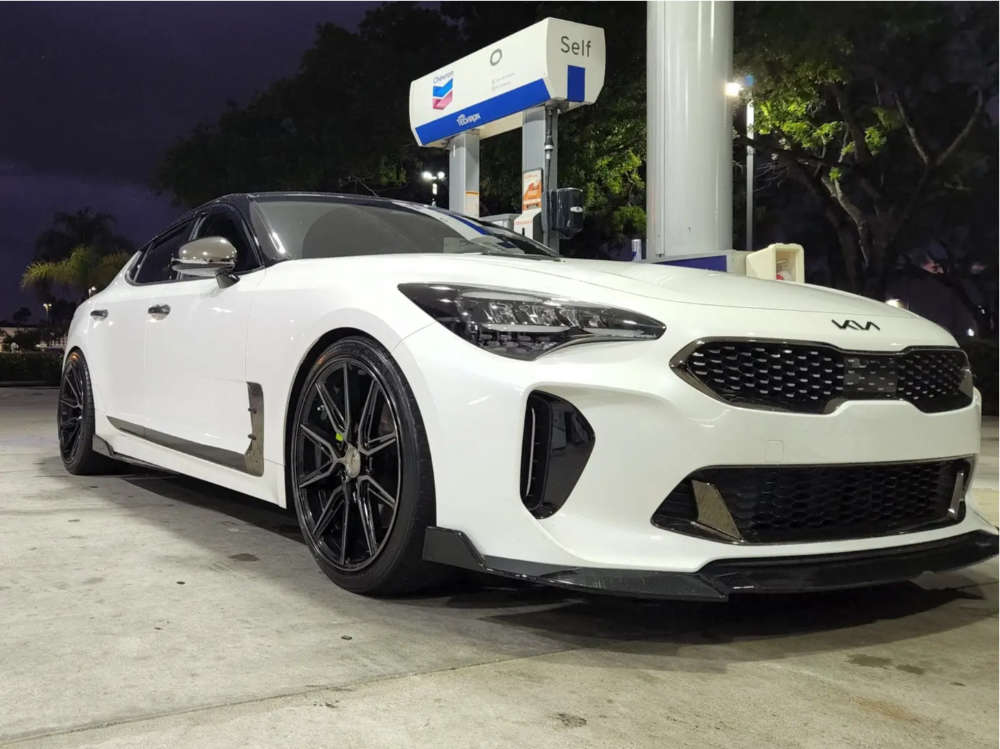 2022 Kia Stinger with 20x9 35 Niche Gemello and 255/35R20 Michelin Pilot Sport 4 S and Lowering ...