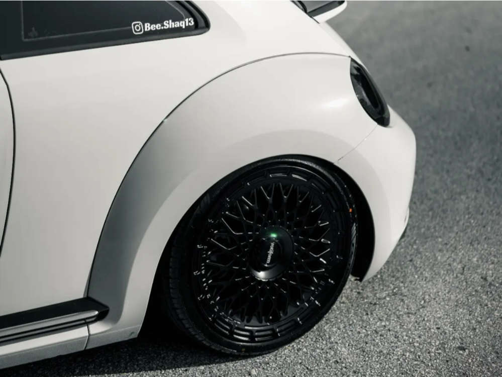 2012 Volkswagen Beetle with 19x8.5 35 Rotiform Lhr-m and 235/35R19 ...