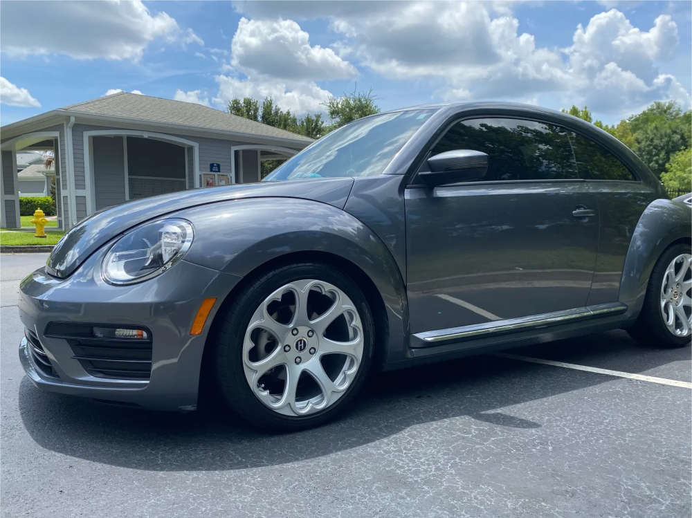 2019 Volkswagen Beetle with 18x8.5 35 Heritage Kokoro Monoc and 235 ...