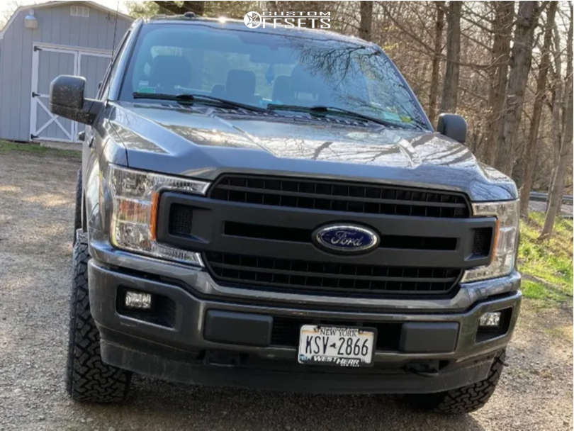 2018 Ford F-150 with 17x9 0 Vision Manx 2 and 285/70R17 Venom Power ...