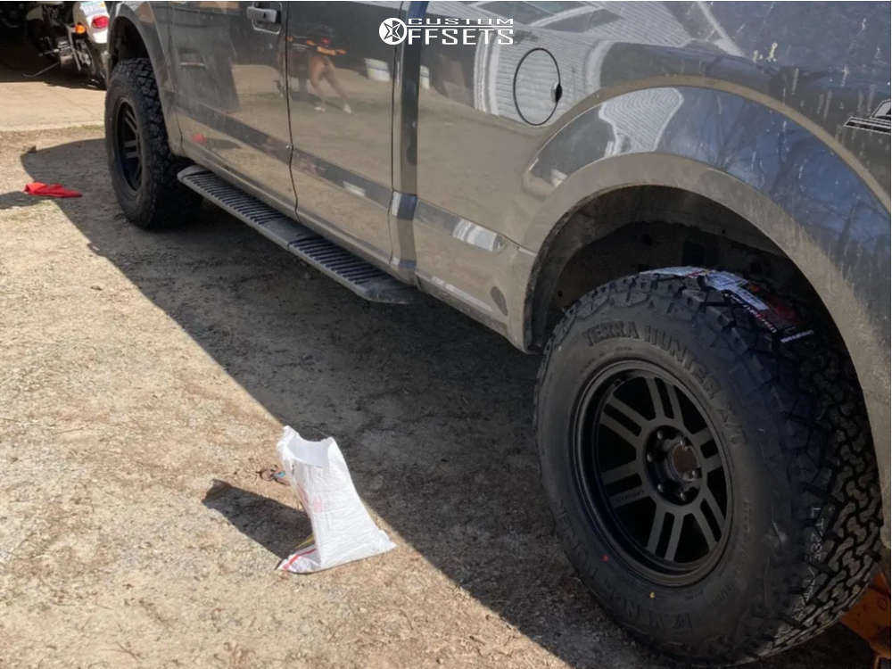 2018 Ford F-150 with 17x9 0 Vision Manx 2 and 285/70R17 Venom Power ...