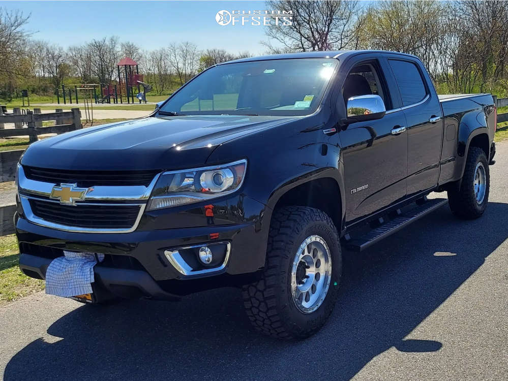 2018 Chevrolet Colorado with 17x8.5 Method Mr315 and 265/70R17 Cooper ...