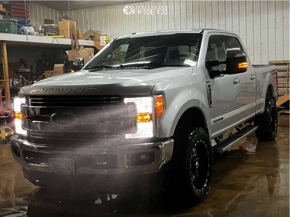 2017 Ford F-350 Super Duty with 20x10 -25 TIS 544BM and 33/12.5R20 ...