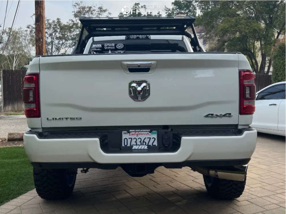 2020 Ram 2500 with 22x12 -44 Gear Off-Road 761c and 35/12.5R22 RBP ...