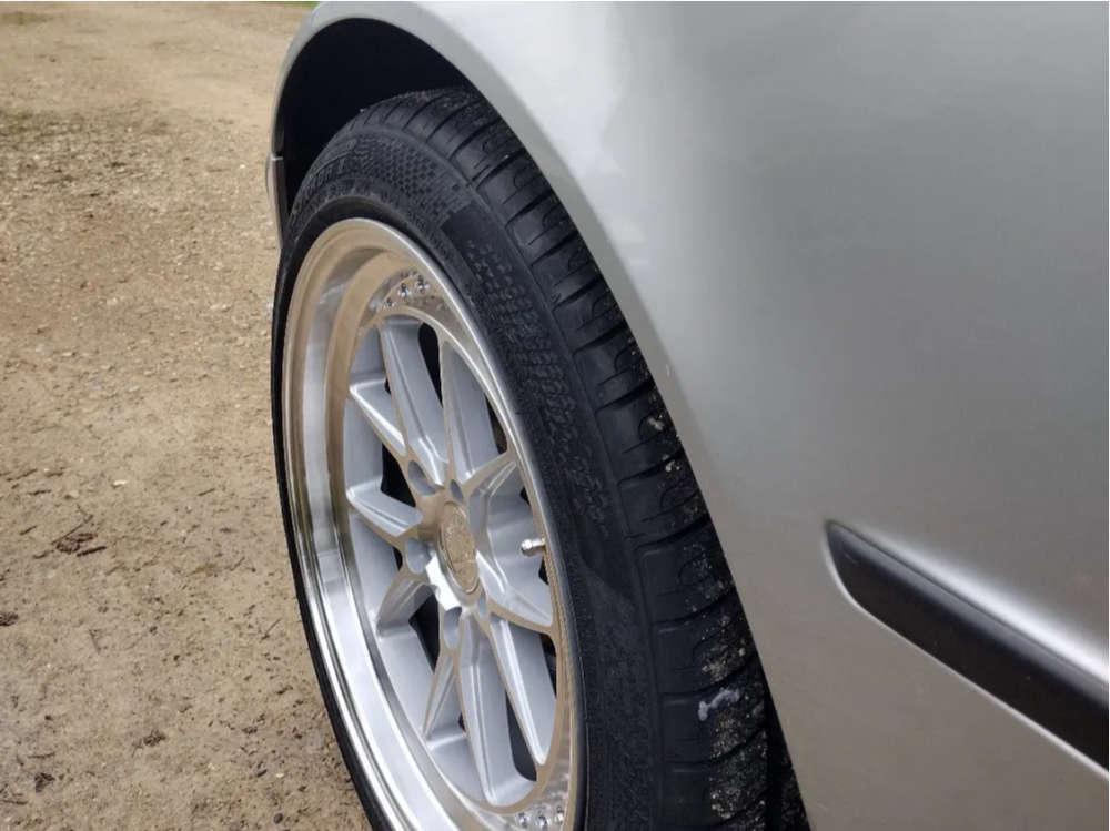2003 BMW 325xi with 18x8.5 35 Aodhan Ds08 and 225/45R18 Vercelli Strada ...