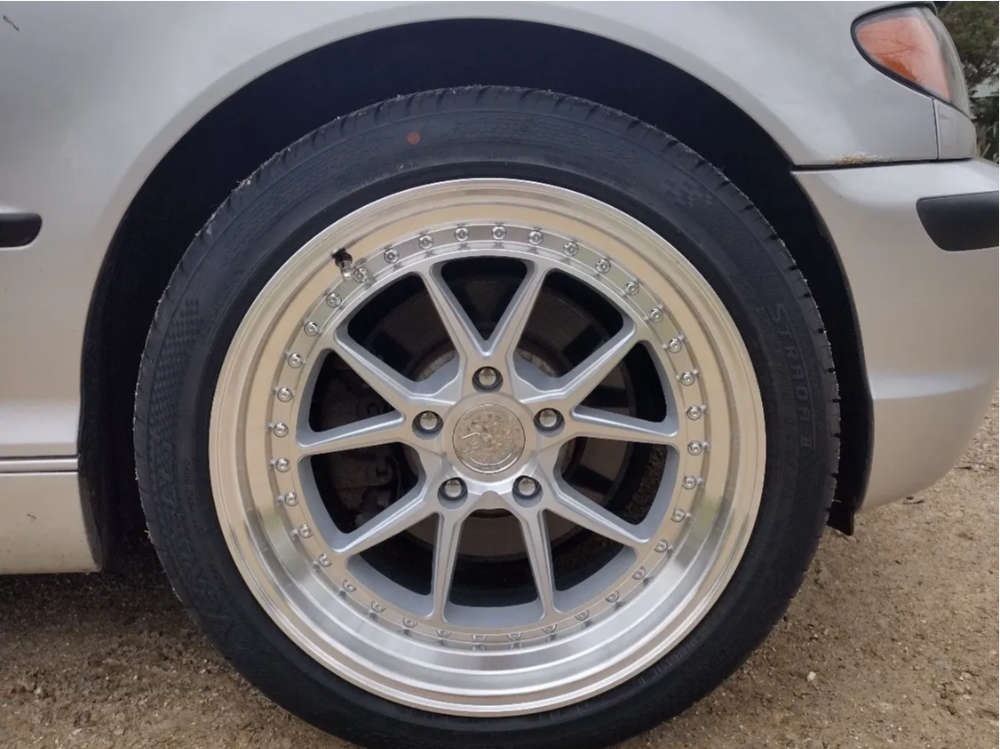 2003 BMW 325xi with 18x8.5 35 Aodhan Ds08 and 225/45R18 Vercelli Strada ...