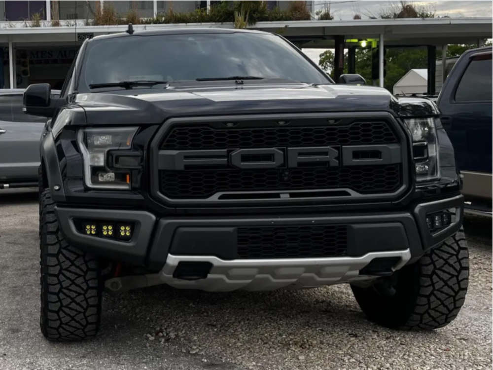 2019 Ford F-150 with 20x9 12 VenomRex Vr601 and 35/12.5R20 Nitto Ridge ...