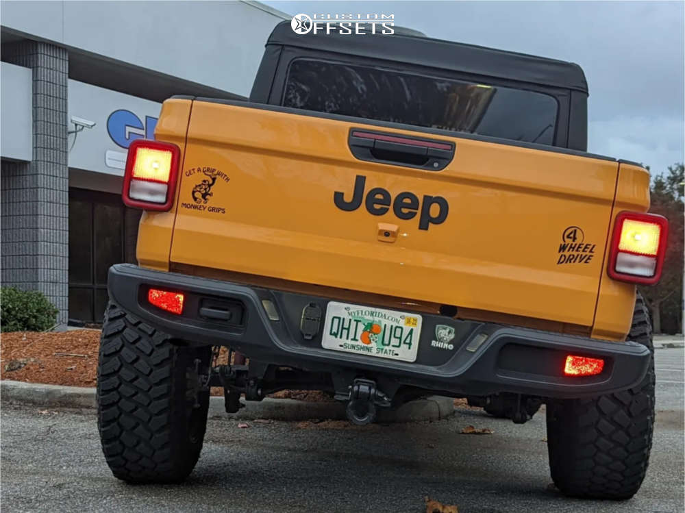 2021 Jeep Gladiator with 20x12 -51 RBP 01r and 35/12.5R20 Firestone ...