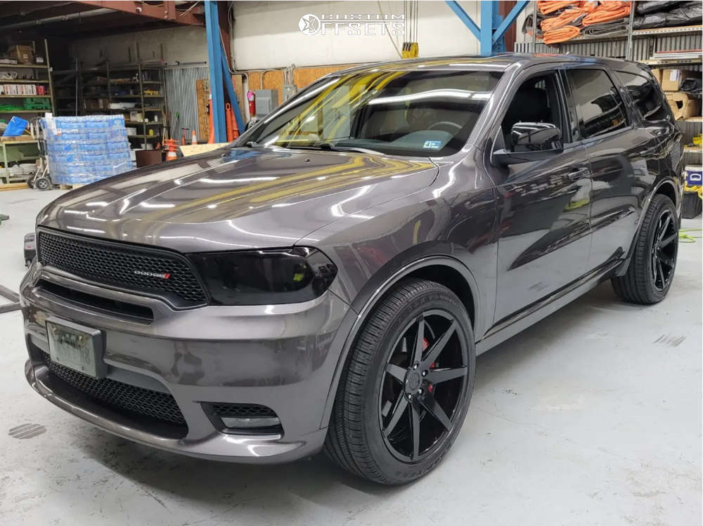 2019 Dodge Durango with 22x10 30 Ravetti M7 and 285/45R22 Goodyear ...