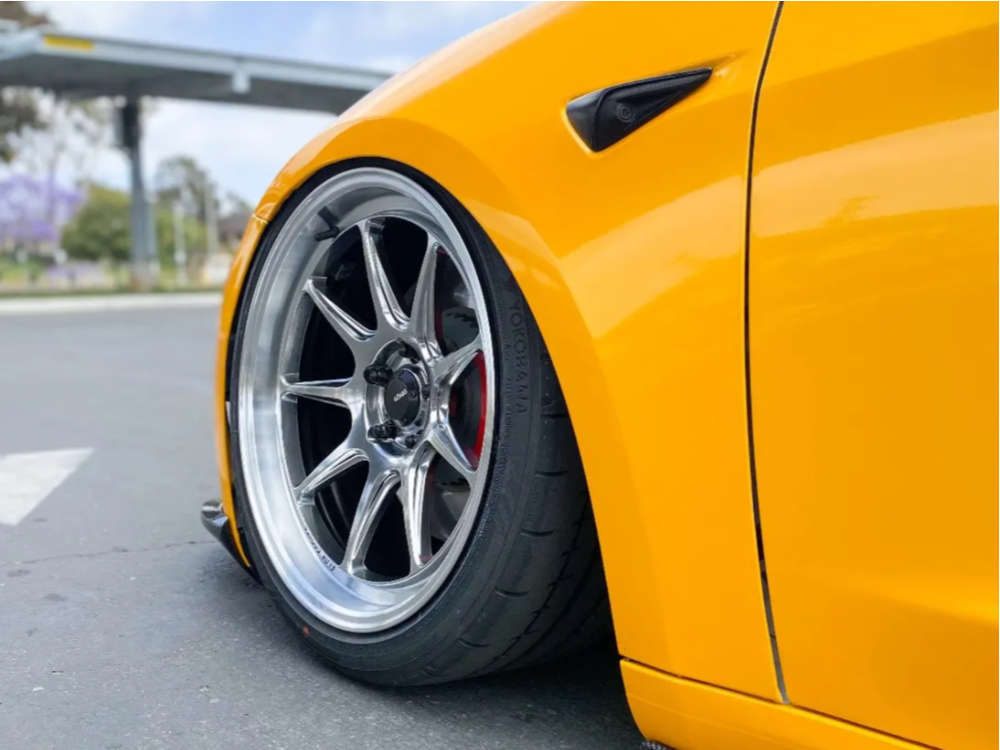 2021 Tesla 3 with 19x10 25 Konig Countergram and 255/35R19 Yokohama ...